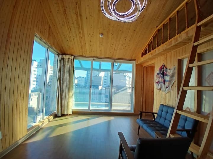 4층단독,바다 뷰, 애견동반, 바베큐,가족여행,넓은 주차,예쁜야외테라스 - Nam-gu