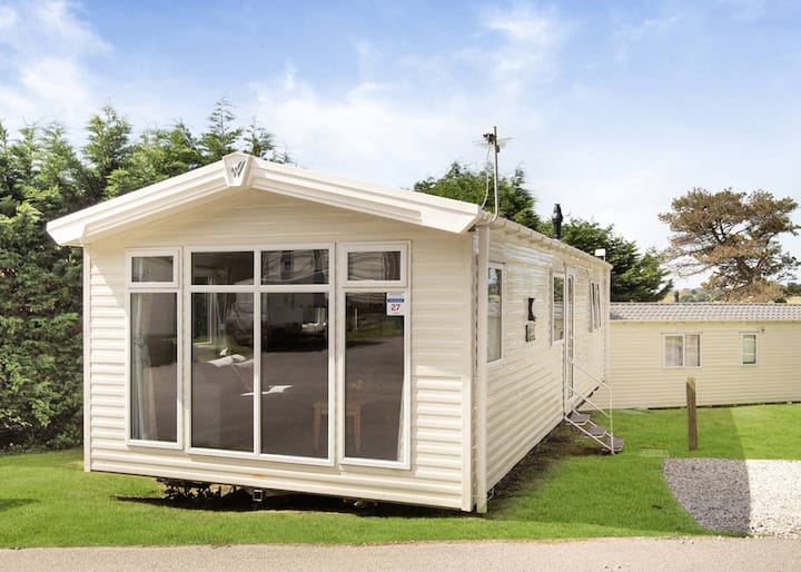 Silver Premium Caravan 6 - Camber Sands