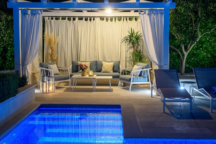 Luxury 4* Apartment Giovanni With Heated Pool - Trogir