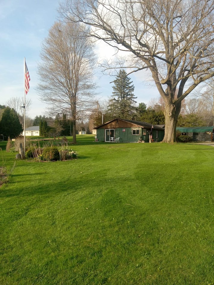 Bell Cabin Sanford Lake - Northwood University, Midland