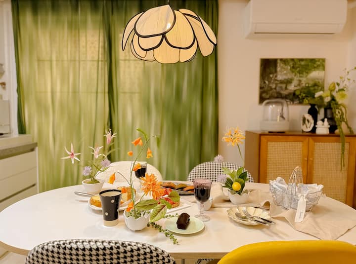 무료짐보관/신규할인35%/언주역도보4분/공항버스/논현역/강남차병원5분/코엑스/신논현10분 - Seoul