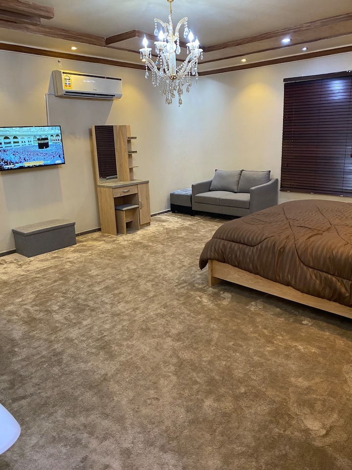 9 Beds Makkah Apartment - La Mecque