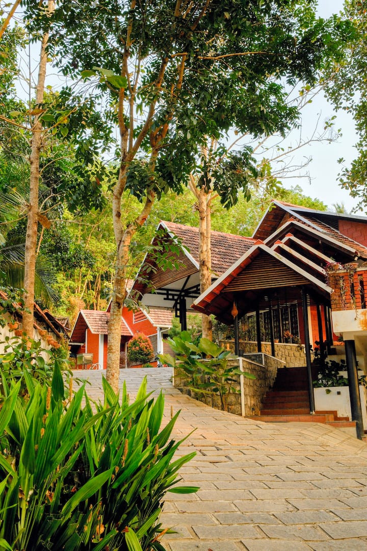 Nellu – Courtyard Grand Pool Villa - Varkala