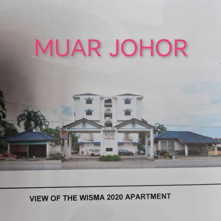 Easy Transport Access, Nearby Dining And Shopping. - Muar