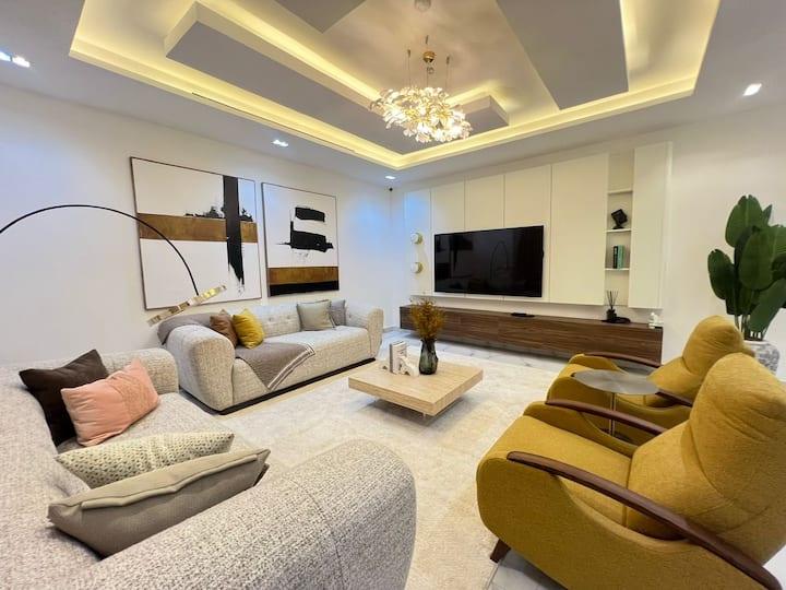 Elegant Wuye Apartment, 10 Mins To Jabi Lake Mall - Abuja