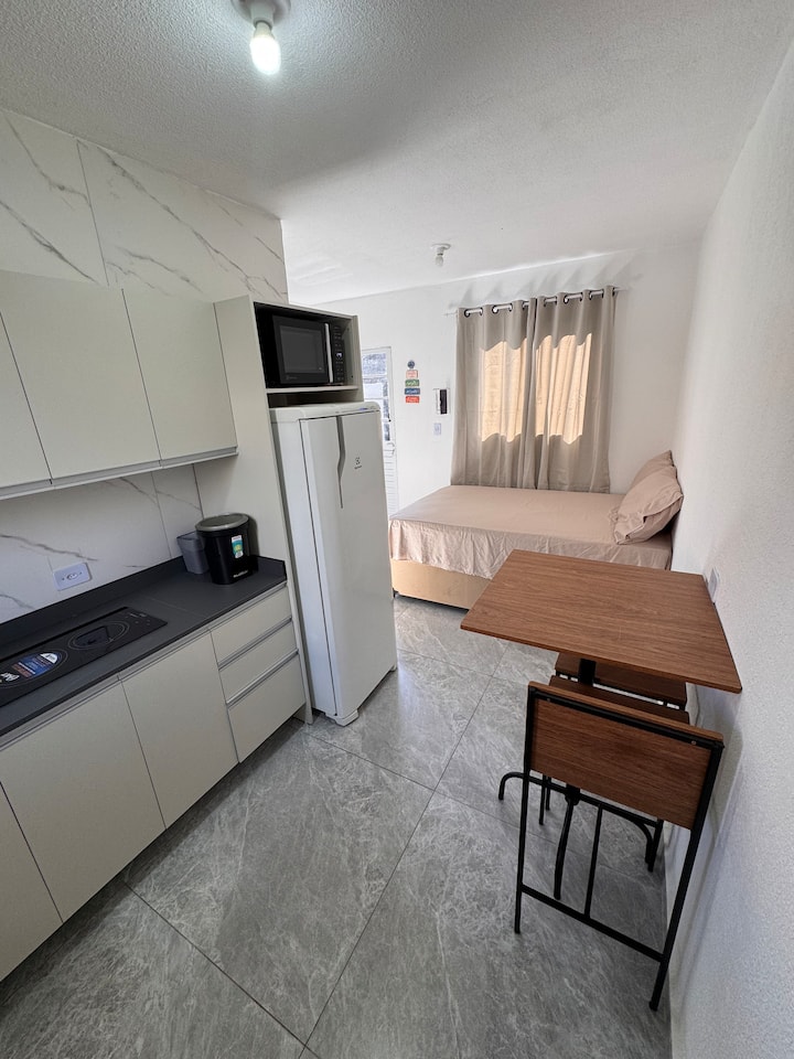 Kitnet 4 Caiobá Com Ar-condicionado - Matinhos