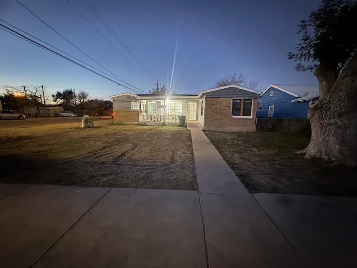 Spacious Home In Harlingen, Tx - Harlingen, TX