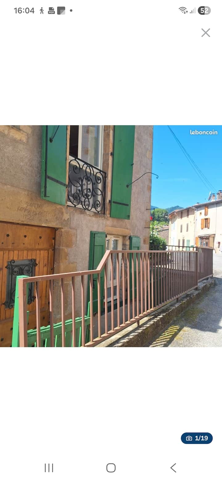 Maison De Village Mitoyenne, Au Calme - Lavelanet