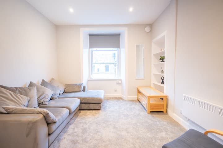 Clean And Fresh City Centre Flat - Edinburgh