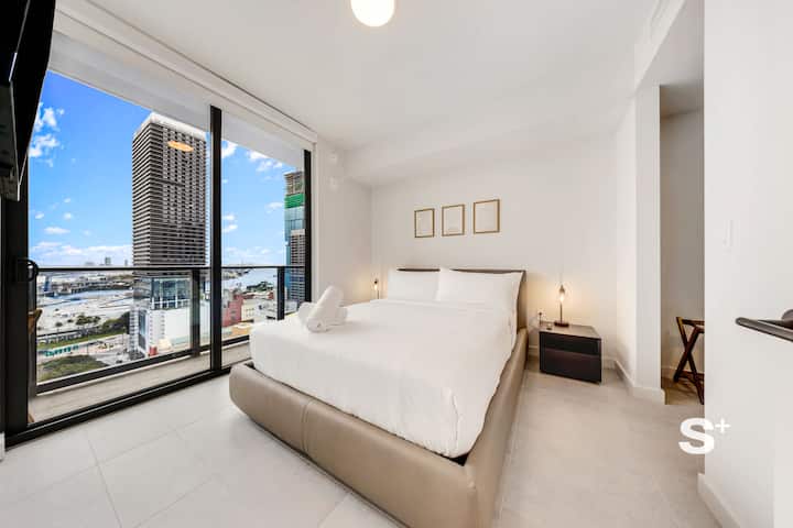 High-rise Miami Condo In 501 First | Sea View - Miami