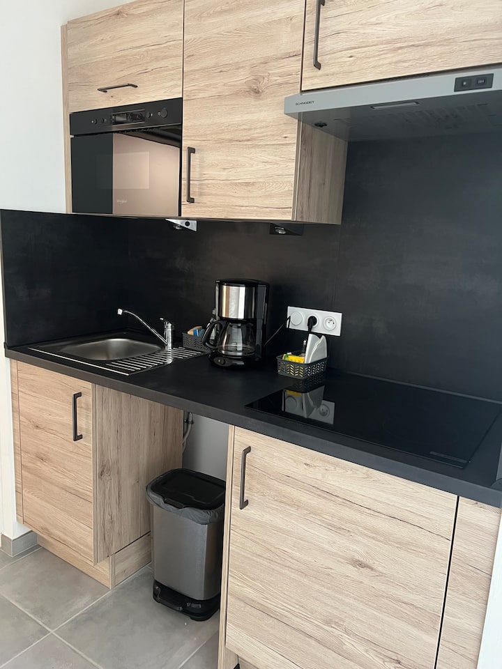 Studio Résidence Calme Avec Clim Et Piscine - Arc-sur-Tille