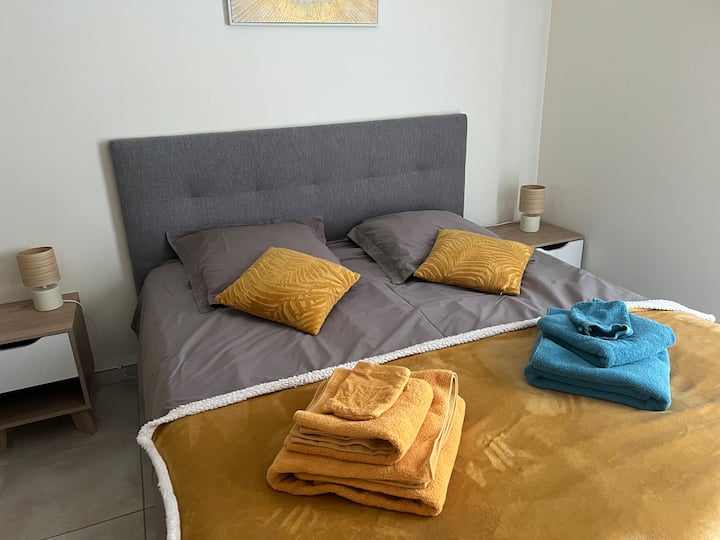 Studio Résidence Calme Avec Clim Et Piscine - Côte-d'Or