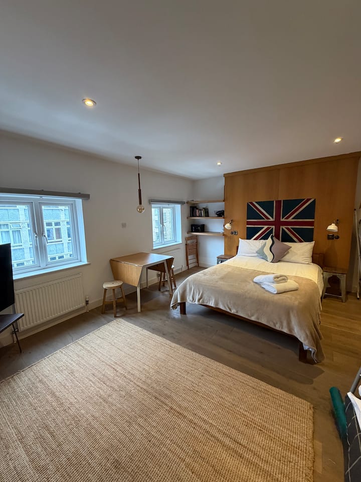 Luxury Central London One Bedroom Apartment - Bloomsbury