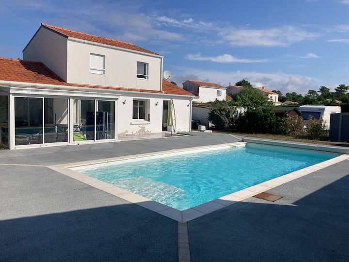 Maison Familiale Avec Piscine - La Faute-sur-Mer