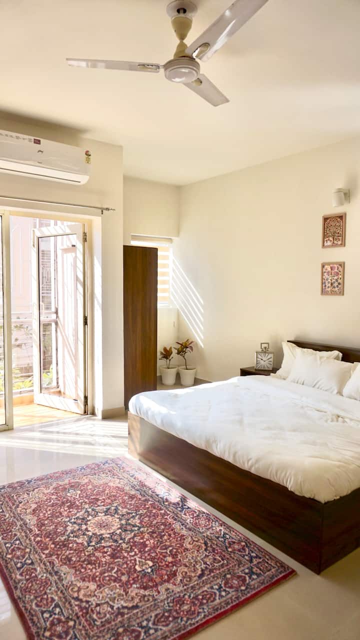 Indran - Where Calm Feels Like Home. - Vrindavan