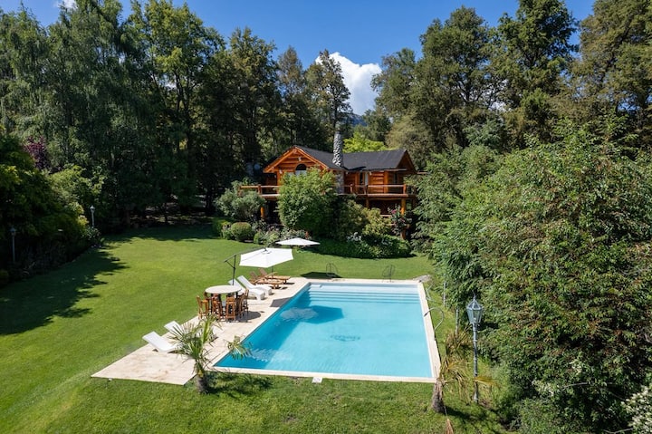 Residencia Exclusiva Solar Del Bosque. By Rotui - Chile