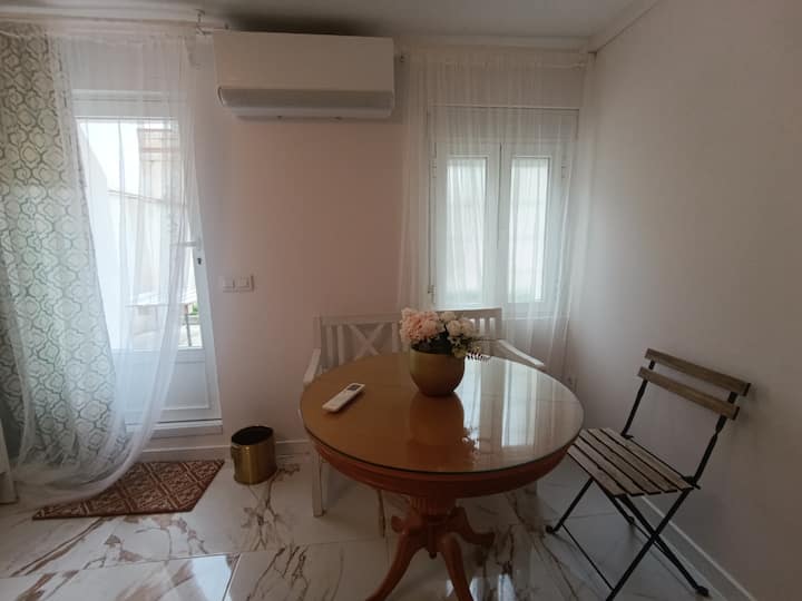 Fantástico Apartamento Con Acceso Directo Al Patio - Guadalajara, Spain