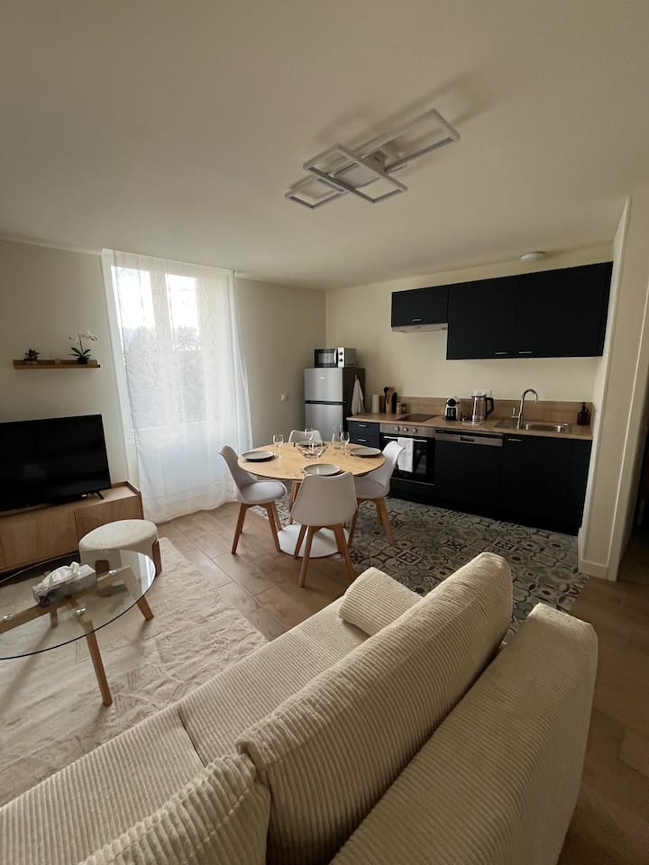 Valence - Joli Appart Chaleureux Et Cosy - Valence