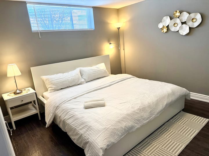 1. Private Room Near Don Mills Station&cf Fairview - Toronto
