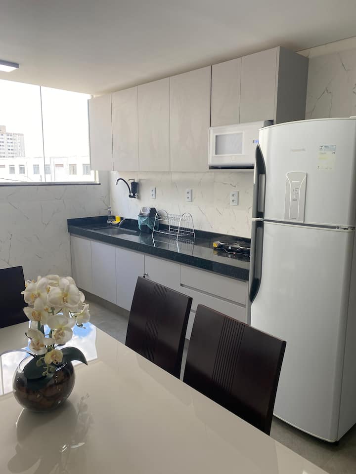 Apt. Reformado - Boa Localização! - Goiânia