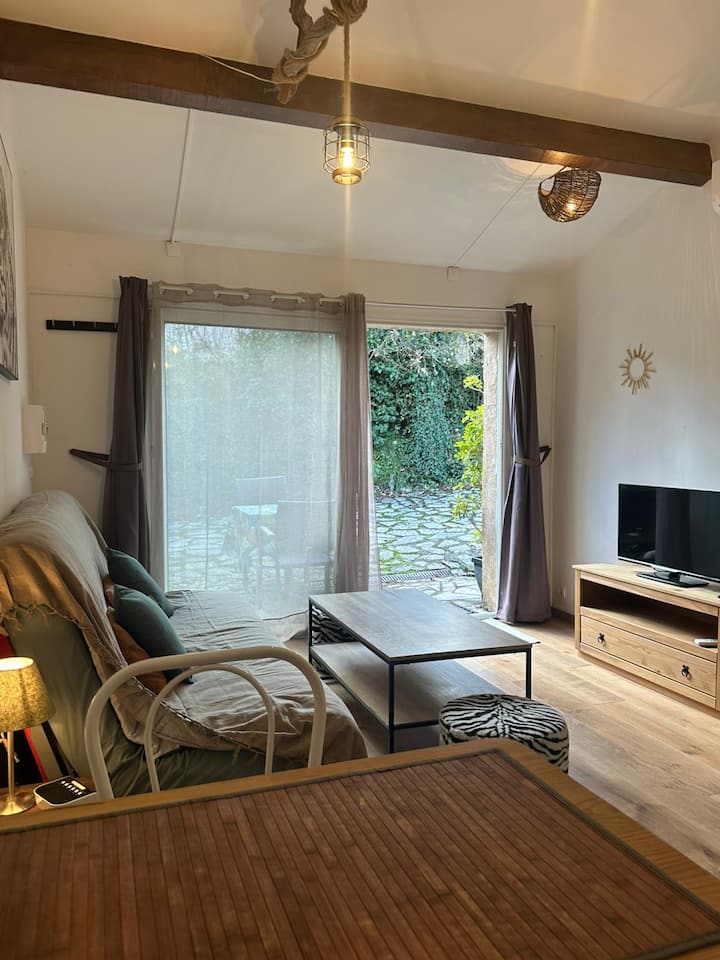 Studio Tout Confort Dans Un Cadre Verdoyant - Vence