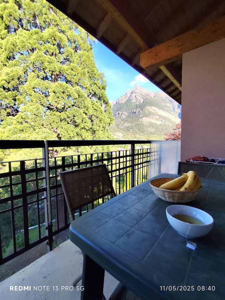 Louer Appartement 4 Couchages.t1.
Picine Chauffée - Jausiers