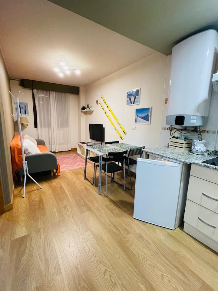 Apartamento En La Estación San Isidro Ski Esqui - Puebla de Lillo