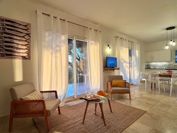 Villa Front De Mer - Carro