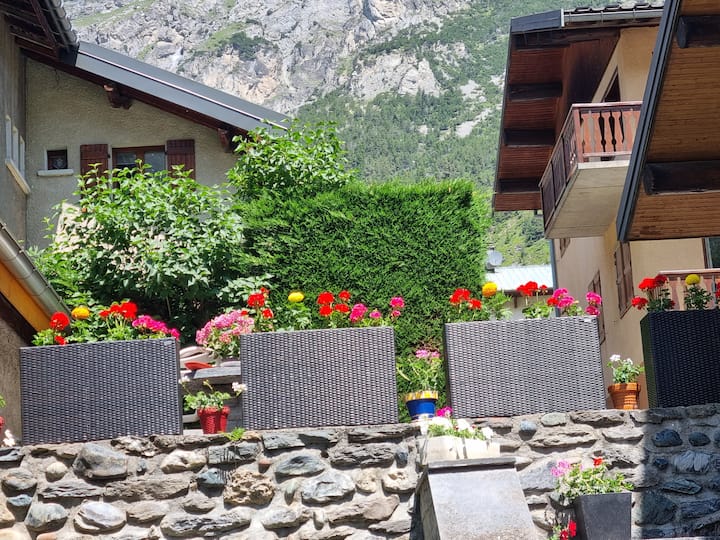 Chambre Indépendante Au Coeur De Lanslevillard - Bessans