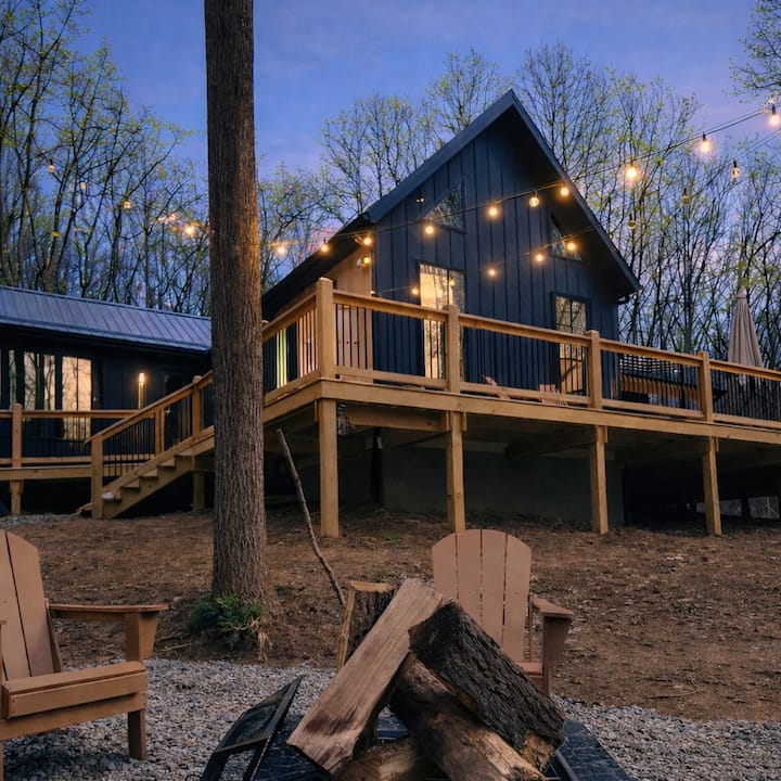 The Cabin³ | Secluded Luxury W Hot Tub & Sauna - Ohio