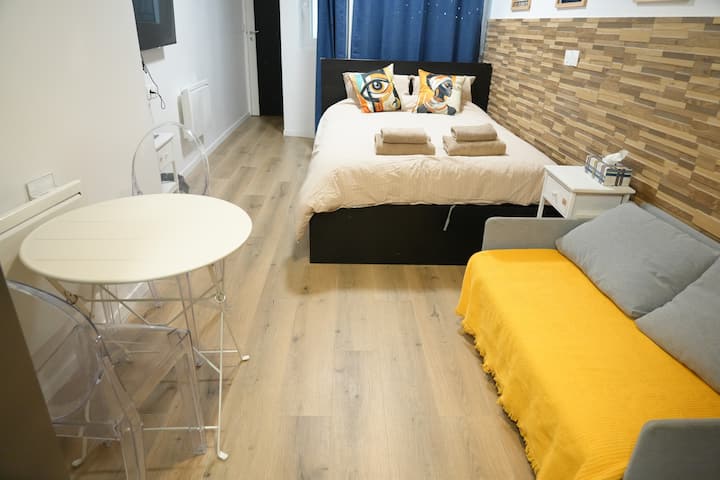 Pompidou Chic Studio In Le Marais - Cathédrale Notre-Dame de Paris