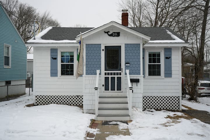 The Whale Residence - Old Orchard Beach, ME