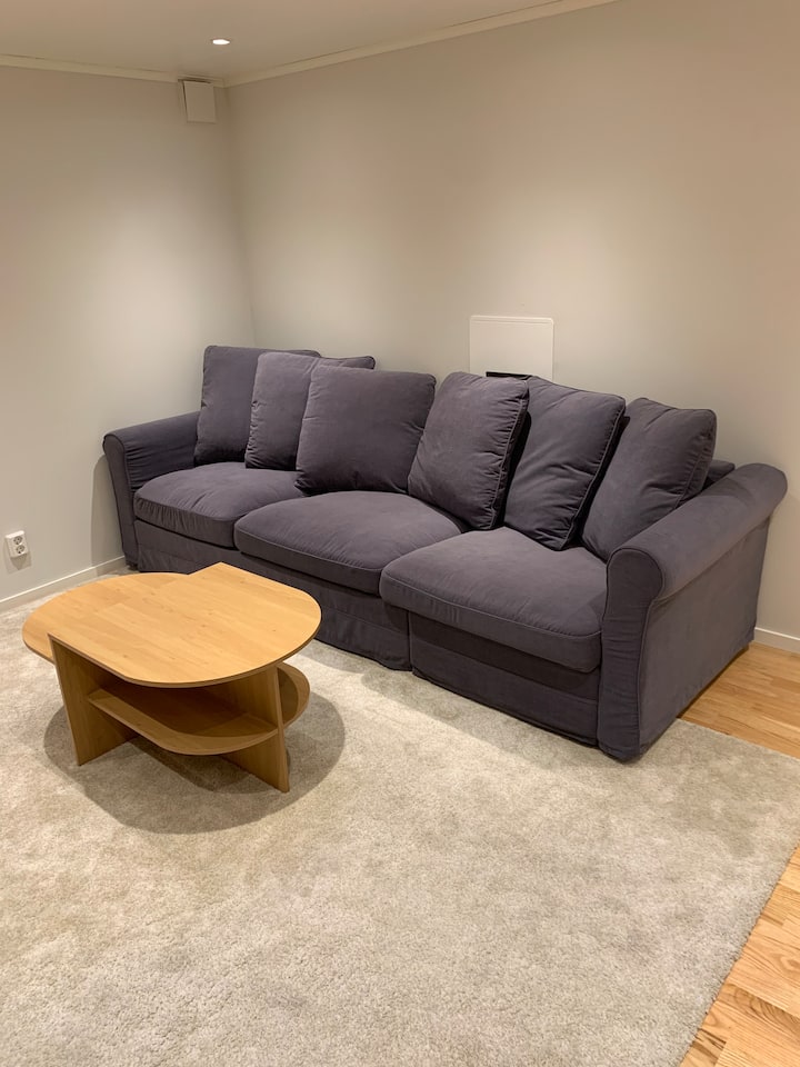 Nyrenoverad Lägenhet Nära Stad Och Hav - Varberg