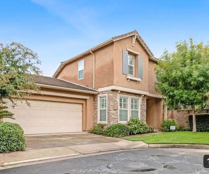 Pianosa Place 30 Day Min Negotiable Rate - Visalia, CA