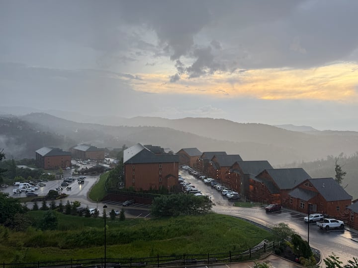 Smoky Mountain Escape Westgate Resort/grand Cabin - Gatlinburg, TN