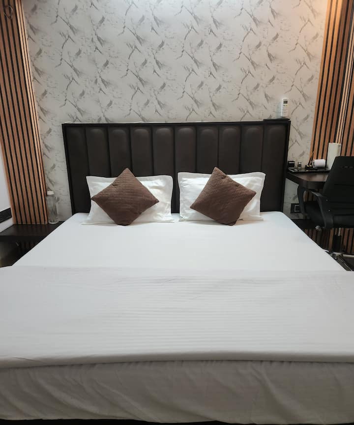 Furnished Independent 1bhk Apartment - Gwalior