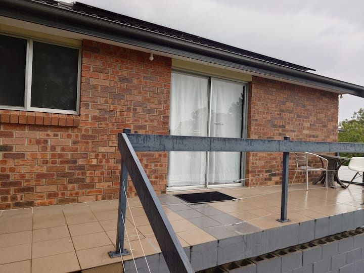 Little Haven Overlooking Natural Reserve - Penrith