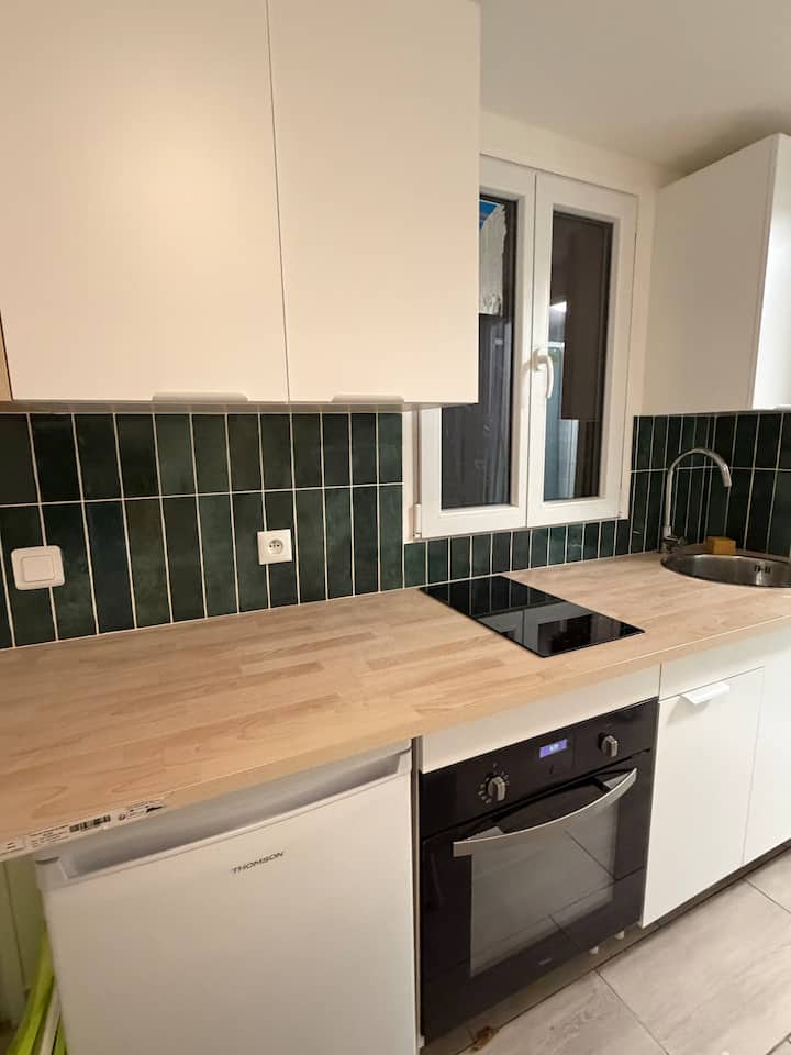 Petit Studio Indépendant Tout éQuipé - Drancy