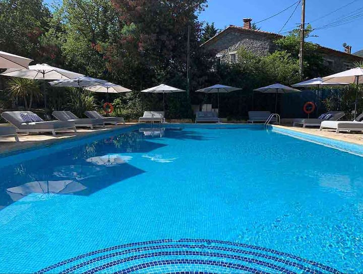 Le Petit Nid*piscine*clim - Céret