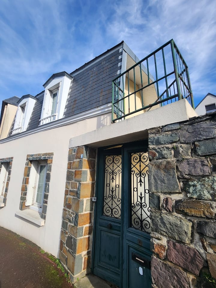 Au Chalet Des Roses - Granville