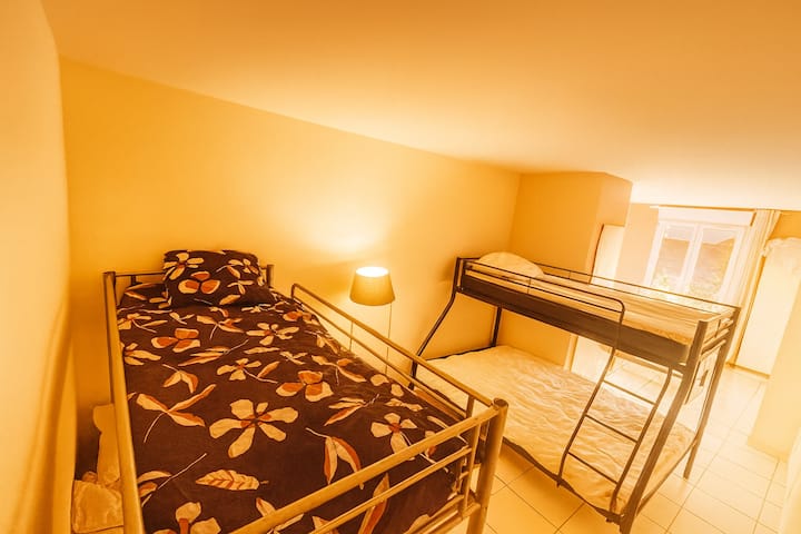 Chambre Familiale Dans Maison D'hôtes - Nantes