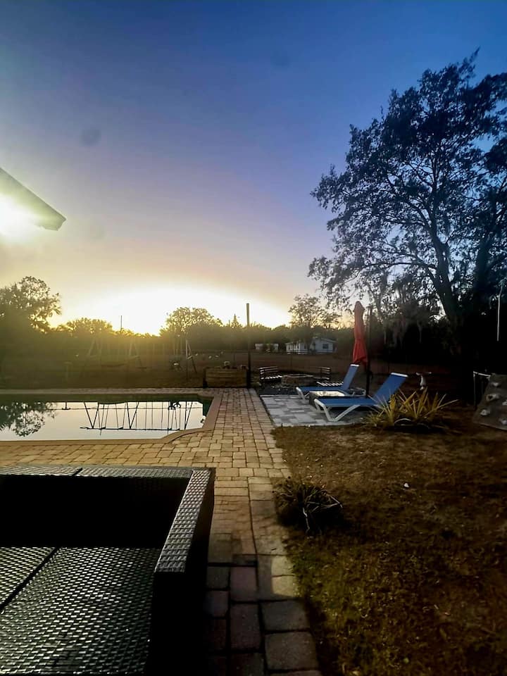 Charming Private Suite Near Scenic Trails - Clermont, FL