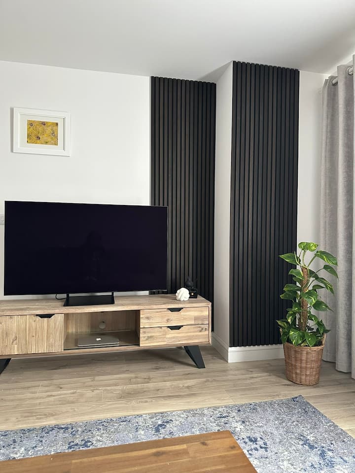 Modern 3br Home 1 Min M7 Near Kildare Village - Kildare