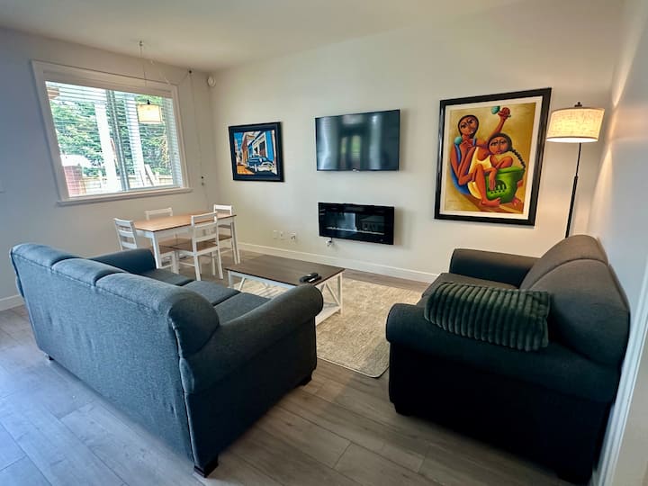 Cozy One Bedroom Suite In Sidney - Sidney