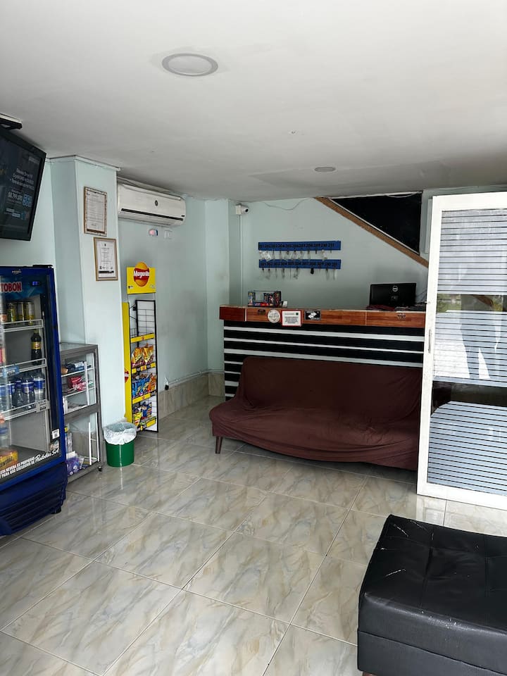 Hotel Comodo Con Parqueadero - Cali