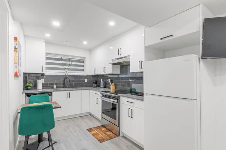 A Cozy Stay Near Yeg Airport - Edmonton