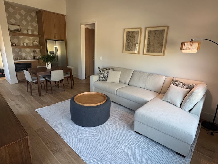Urban Escape In Downtown Bentonville - Rogers, AR