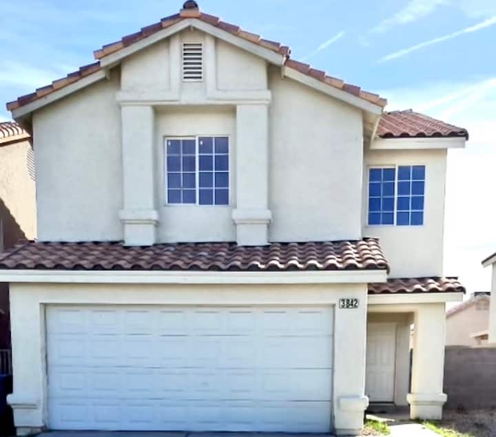 Angel’s Relaxing Getaway - North Las Vegas, NV