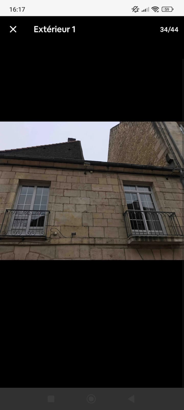 Grand Appartement Plein Centre, Idéalement Situé - Dole