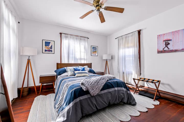 Historic Ptown Charm - Hot Tub, Parking, Yard - Provincetown, MA